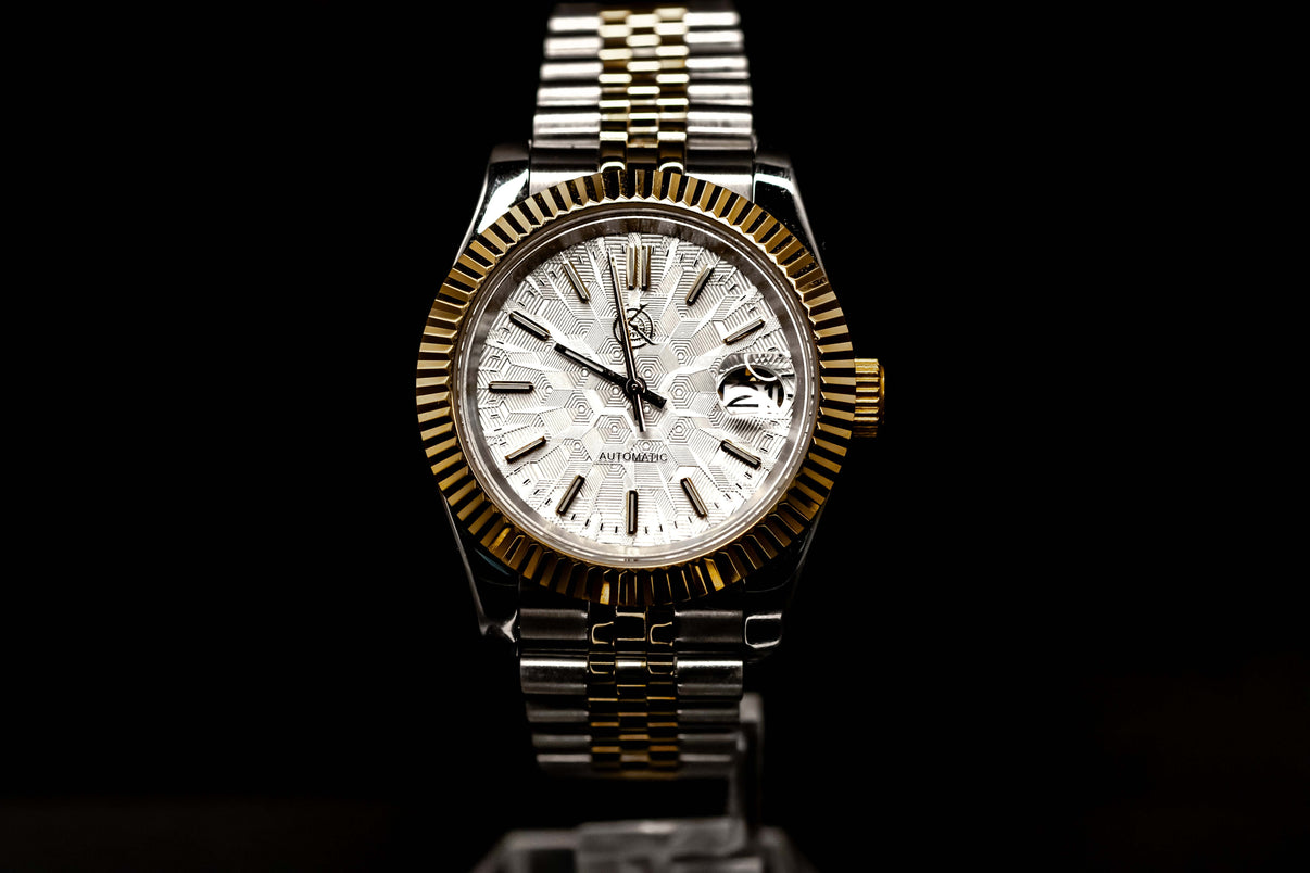 The RoyalDate - TwoTone Elegance & Sophistication – Kingdom Watch Company